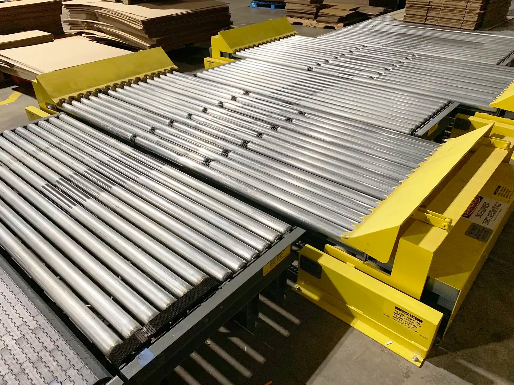 Conveyor Centering Device | C&M Conveyor | Corrugated Solutions